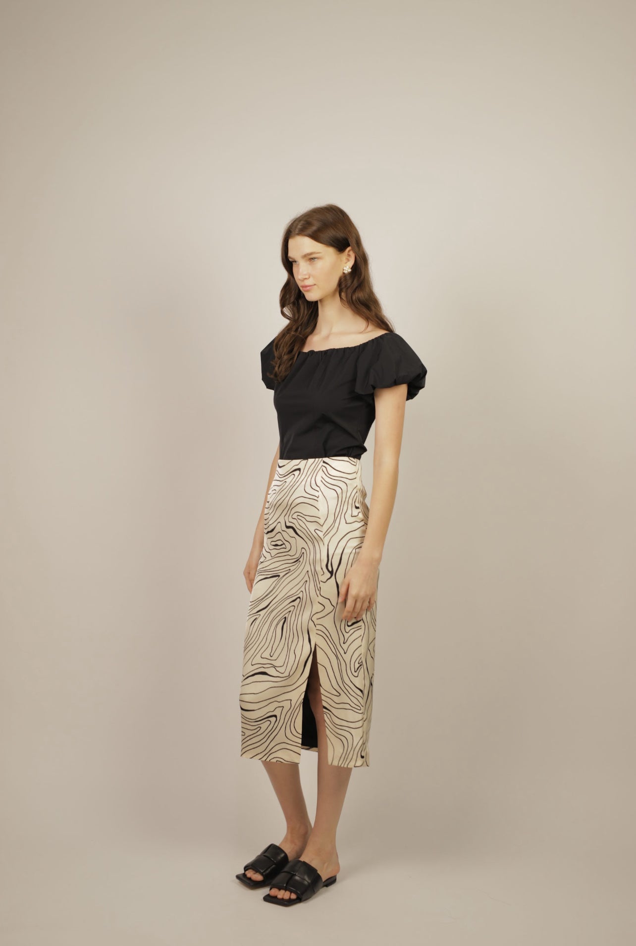 Amanda Fashion Gallery Singapore • Executive Wear for Ladies