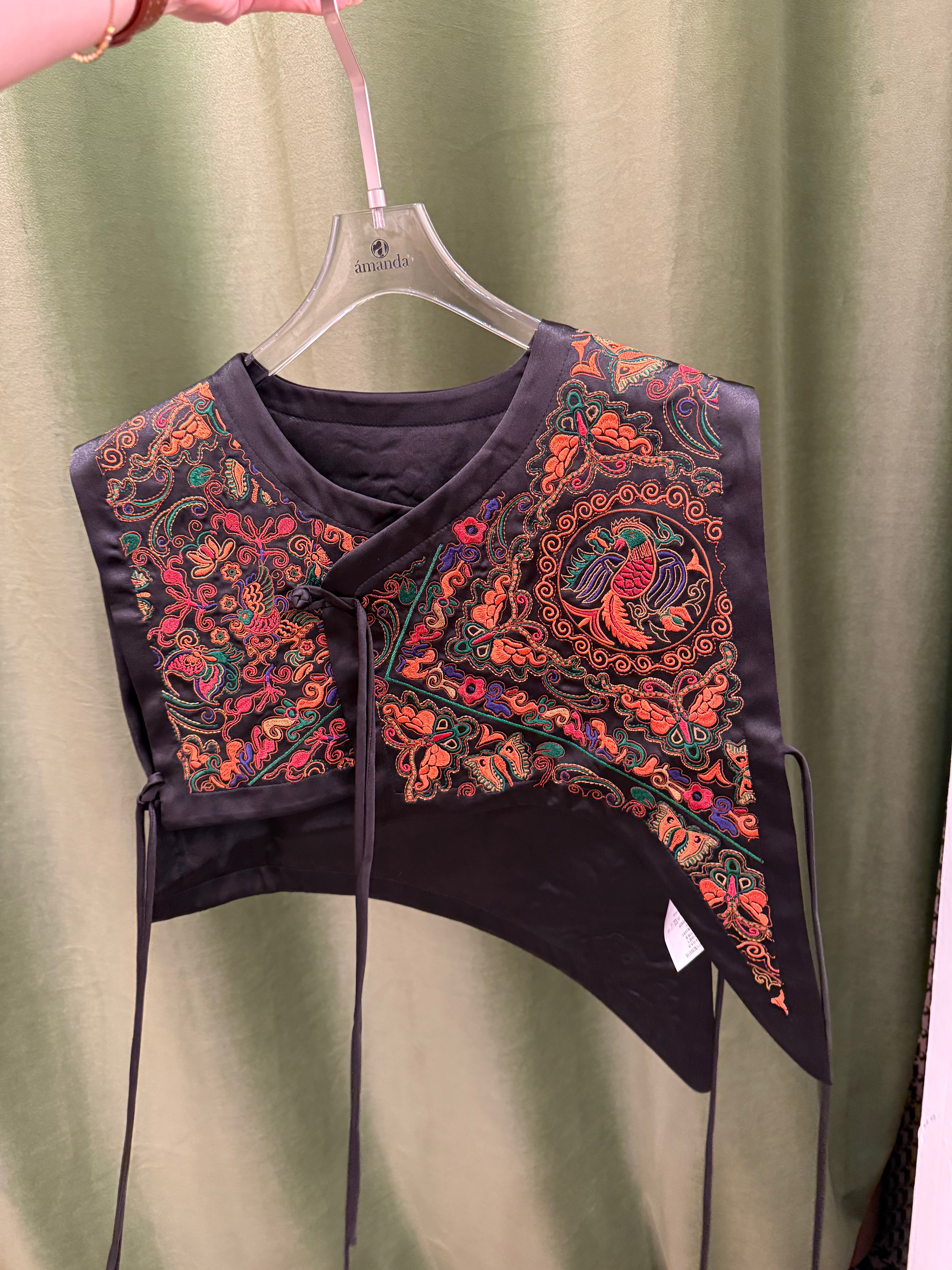 Yi Yi Embroidery Vest – Amanda Fashion Gallery
