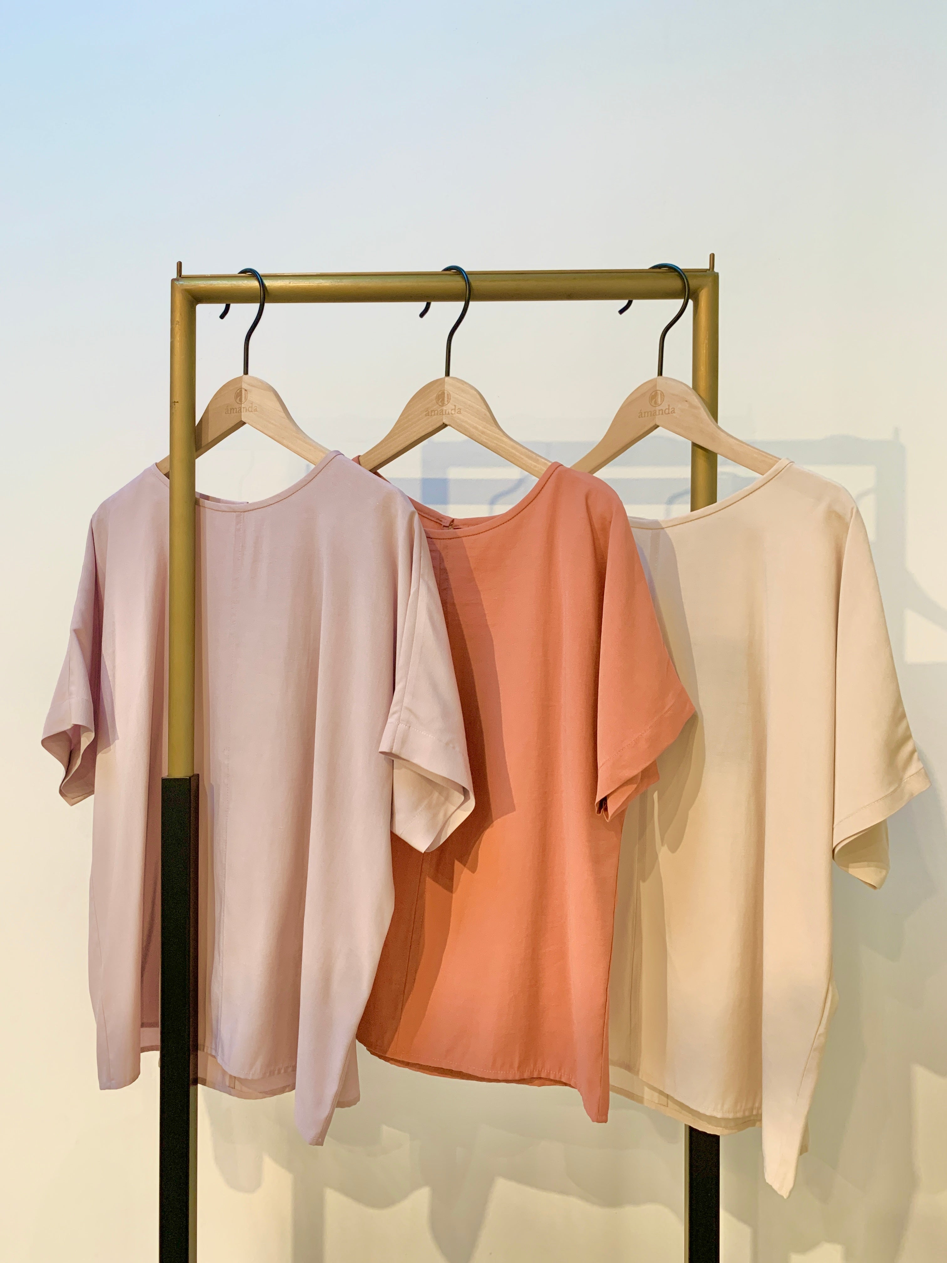 Acasia Classic Back Button Top – Amanda Fashion Gallery
